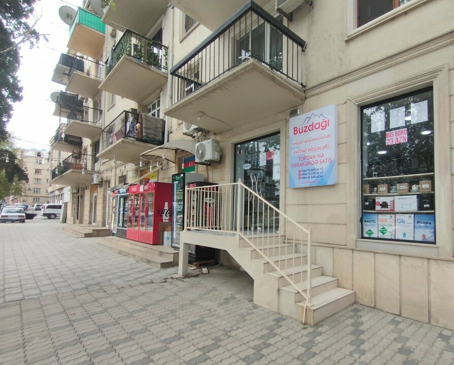 Endüstriyel buzdolapları Buzdağı, Gence, foto