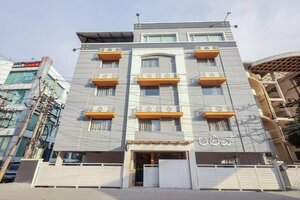 16 Squares Koramangala by Oyo Rooms (21 Inner Ring Road,Srinivagulu,Koramangala,Bangalore,), otel  Bangalor'dan