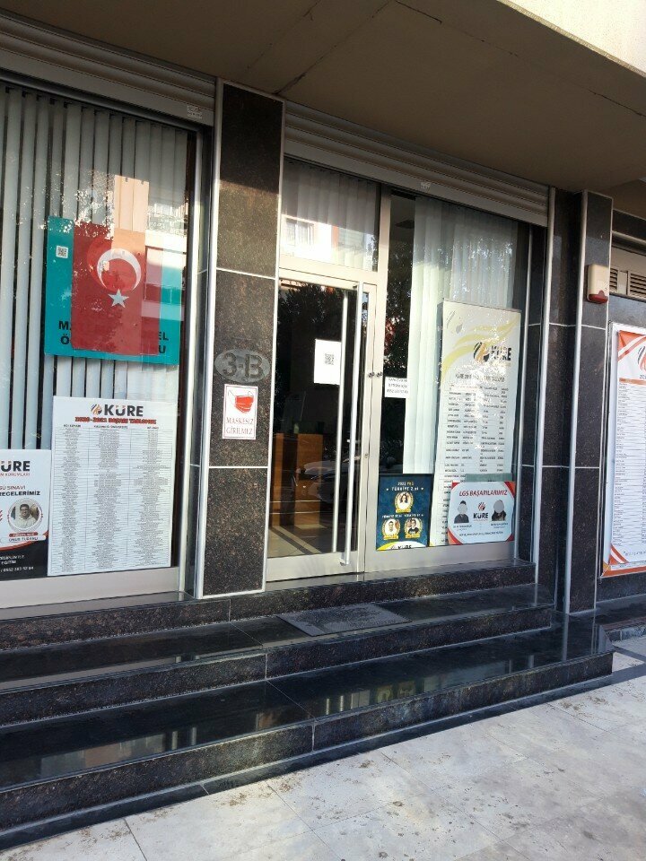 Eğitim merkezleri Küre Eğitim Kurumları, İzmir, foto