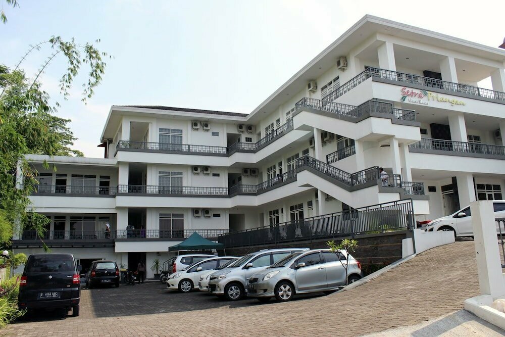 Otel Super Oyo Collection O 92277 Setra Priangan Guest House, Bandung, foto