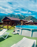 Усадьба Ленкиных (Uyutnaya ulitsa No:2, selo Chemal), resort oteller, tesisler  Altay Cumhuriyeti'nden