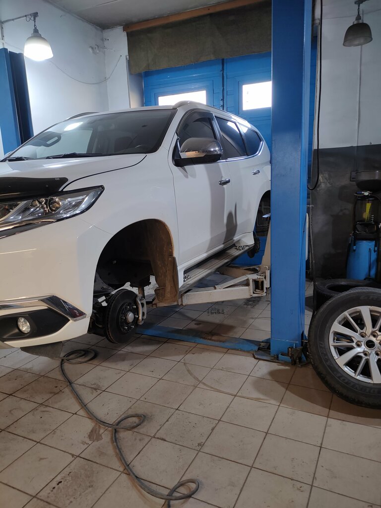 Oto lastik tamiri Shinomontazhny Balansirovochny tsentr, Abakan, foto