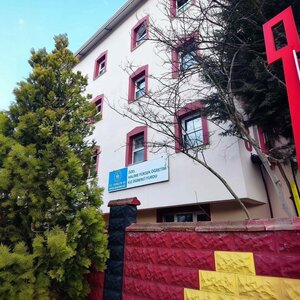 Halime Kız Öğrenci Yurdu (Sakarya, Serdivan, İstiklal Mah., Değirmen Sok., 21), otel  Serdivan'dan