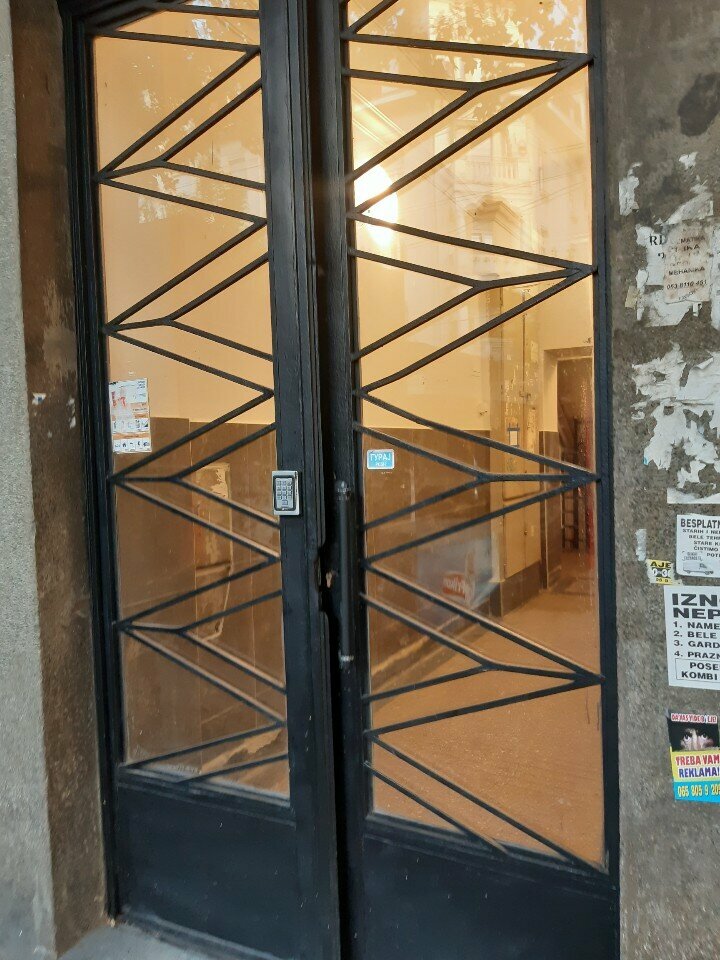 Avukatlar Advokat Ratimir Vojvodić, Belgrad, foto