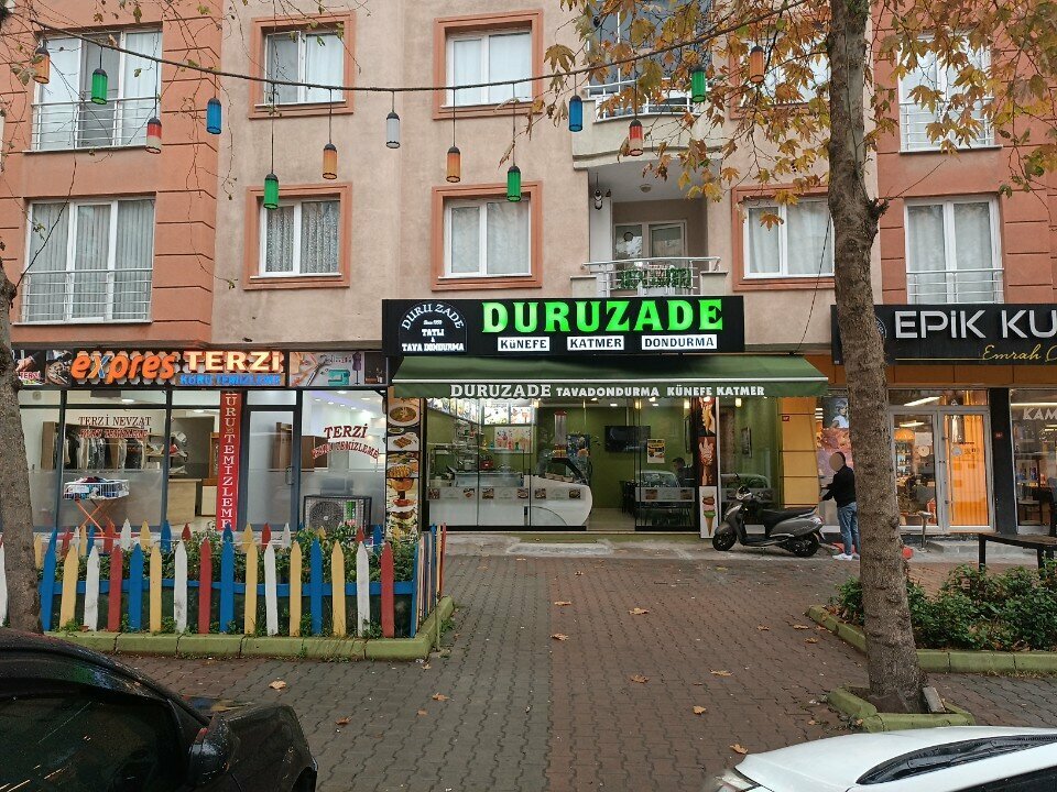 Şekerleme tatlı ve pastacılık ürünleri Duruzade Tatlı Dondurma & Künefe & Katmer, İstanbul, foto