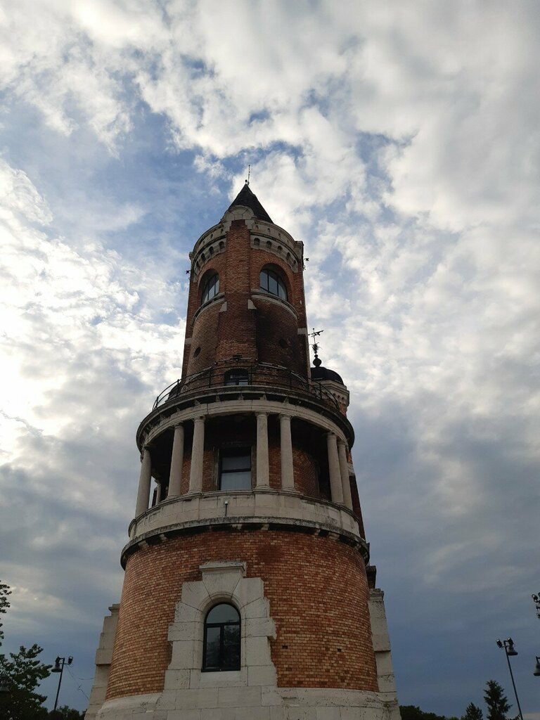 Sergi salonları, galeriler Gardoš kula, Belgrad, foto