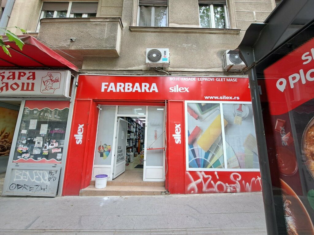 Boya ve cila malzemeleri üretim ve satış yerleri Top Job, Belgrad, foto