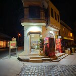 Bizim Tekel (Balıkesir, Ayvalık, Muhip Özyiğit Cad.), alkollü içecekler  Ayvalık'tan