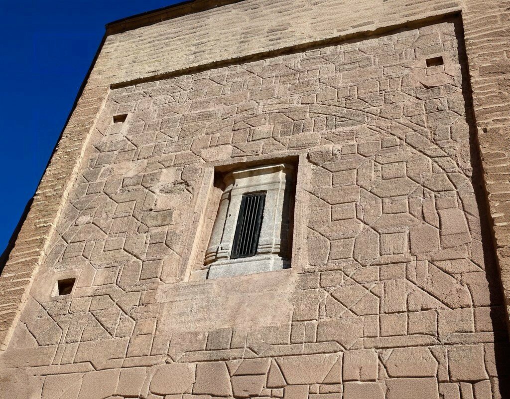 Anıt, heykel Karaaslan Türbesi, Konya, foto