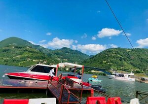 Ayvacık Sahil Parkı (Samsun, Ayvacık, Koçyurdu Mah., Ayvacık Sahil Parkı), kültür ve eğlence parkları  Ayvacık'tan