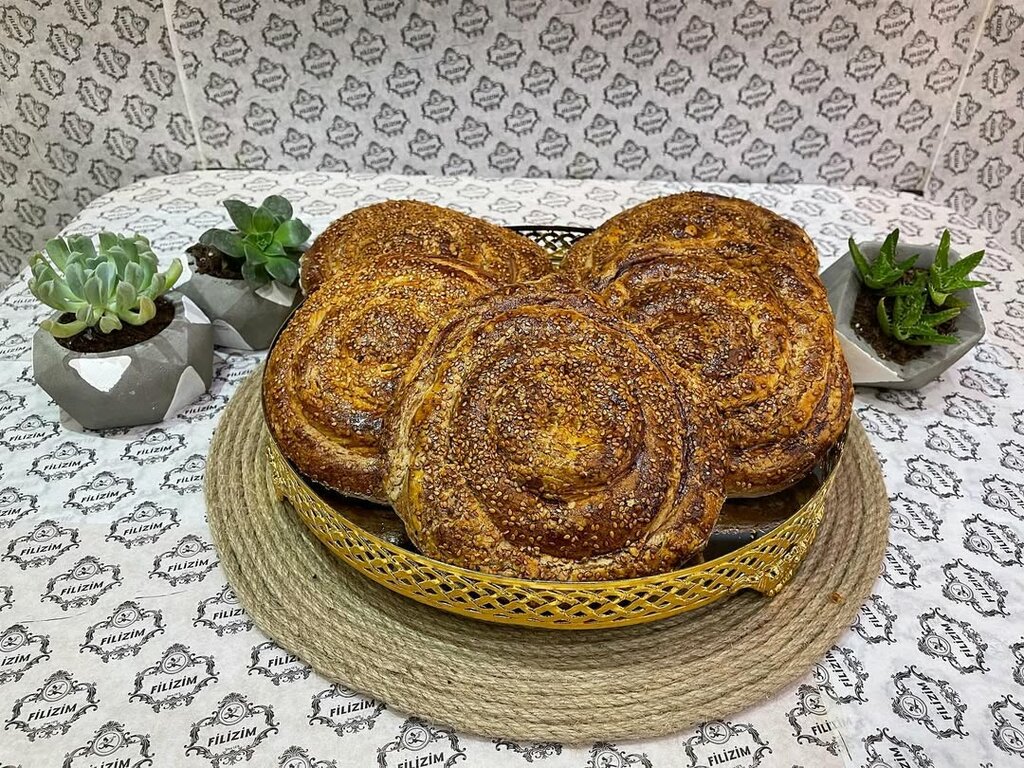 Ekmek fırını Filiz Unlu Mamülleri & Pastanesi, İstanbul, foto