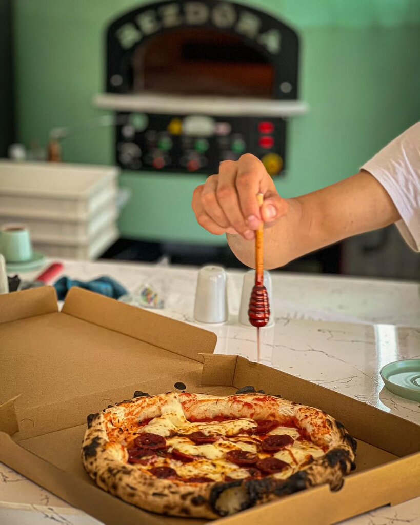 Restoran Rezdôra Pizza Napoletana, Antalya, foto