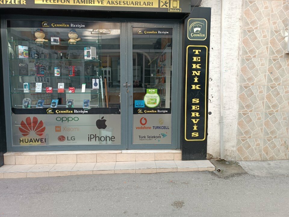 Cep telefonu ve aksesuarları satış mağazaları Çermiler İletişim, Bursa, foto