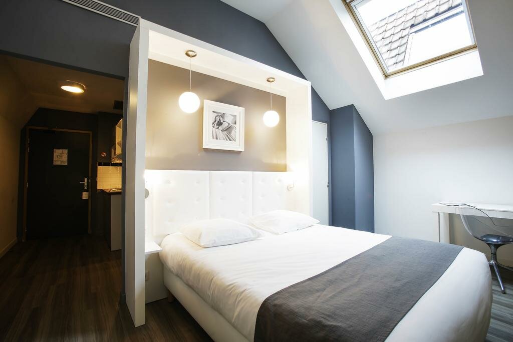 Otel Calm Appart & Hostel, Lille, foto
