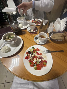 Edem & Edim (Verkhnyaya ulitsa No:61, Medvezhyegorsk), kafe  Medvezhyegorsk'tan