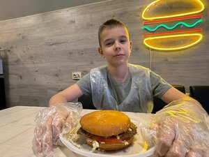 Chap’s Burger (Chaplygin, Khlebnaya ploshchad, 1), fast food  Çaplygin'den