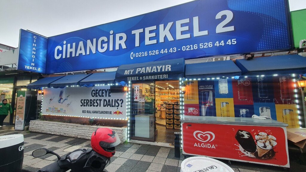 Alkollü içecekler Cihangir Tekel 2, İstanbul, foto