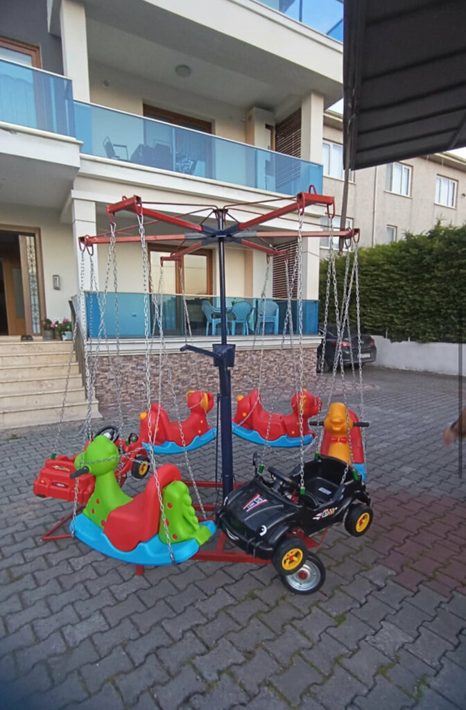 Acil yardım hizmeti Seyyar salıncak, İstanbul, foto
