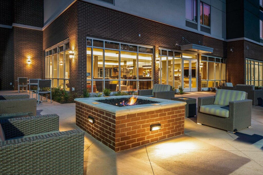 Otel SpringHill Suites Charlotte Huntersville, Kuzey Carolina Eyaleti, foto