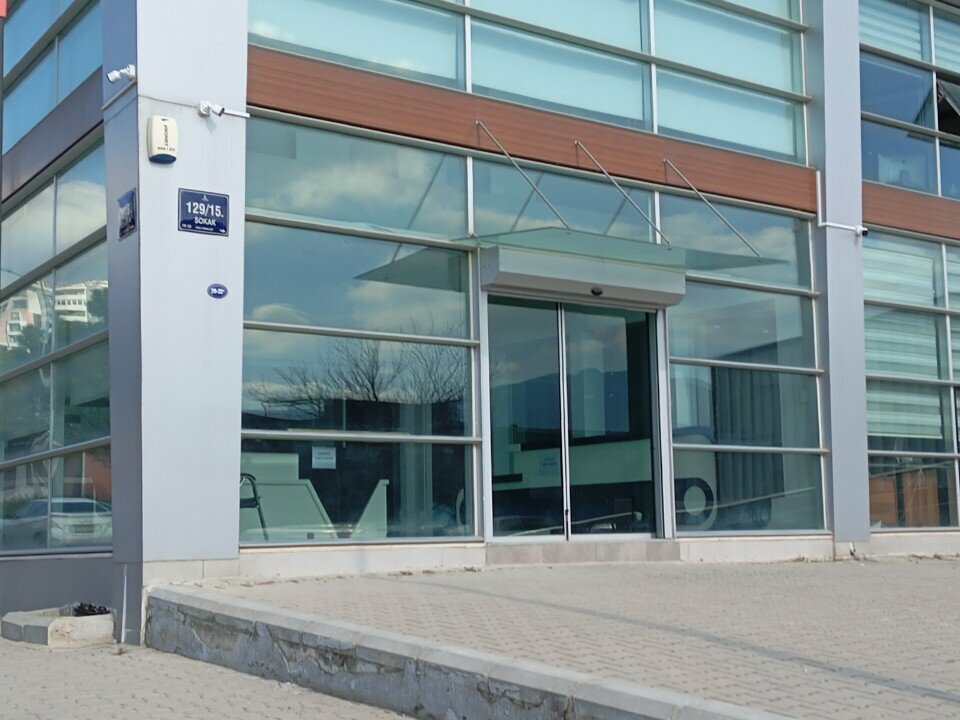 Otomobil servisi Alanyalı Jeoloji Sondajcılık Laboratuvar Hizmetleri, İzmir, foto