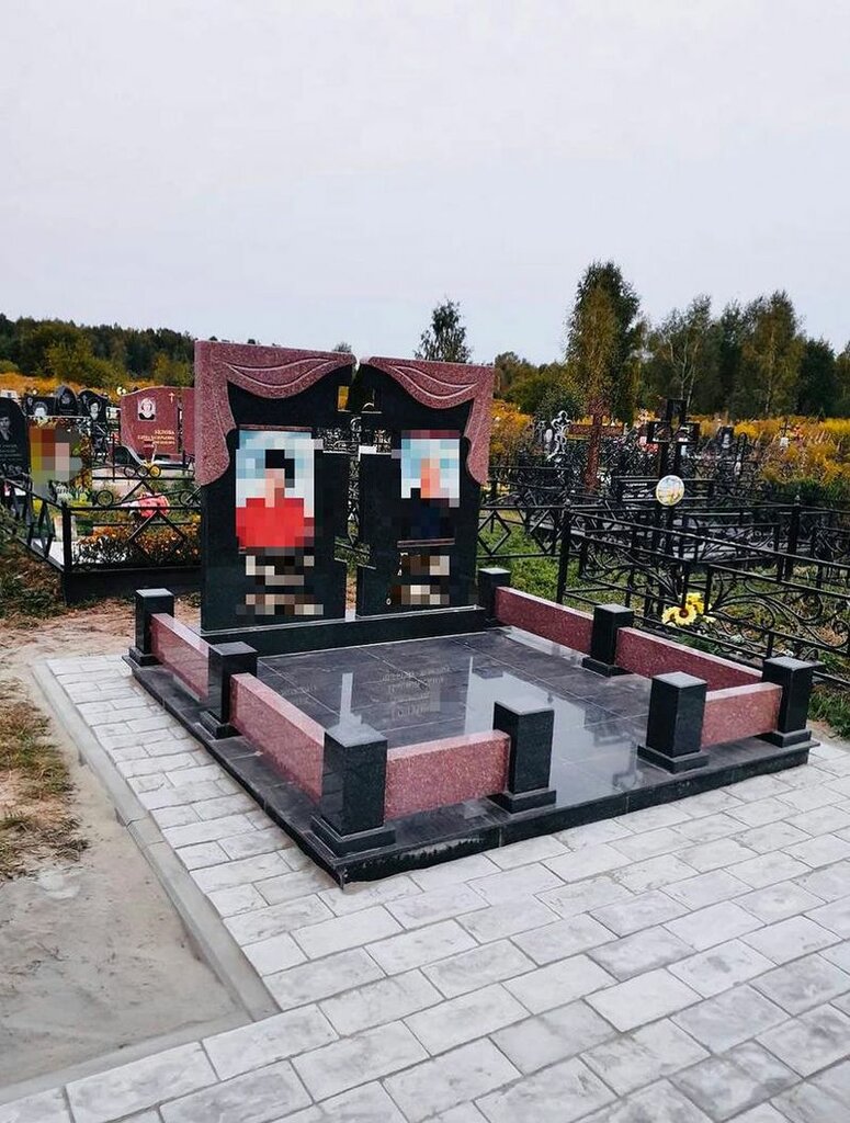 Heykel ve mezarlık taşı üreticileri Alexandrite, Nijegorodskaya oblastı, foto