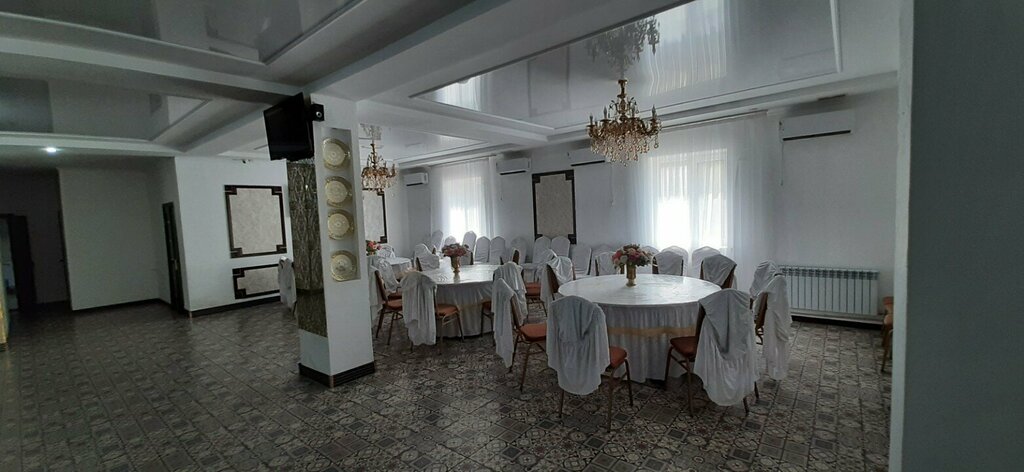 Restoran Aspandiar, Atırav, foto