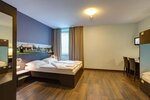 Meininger Hotel Vienna Central Station (Vienna, Columbusgasse), otel  Viyana'dan