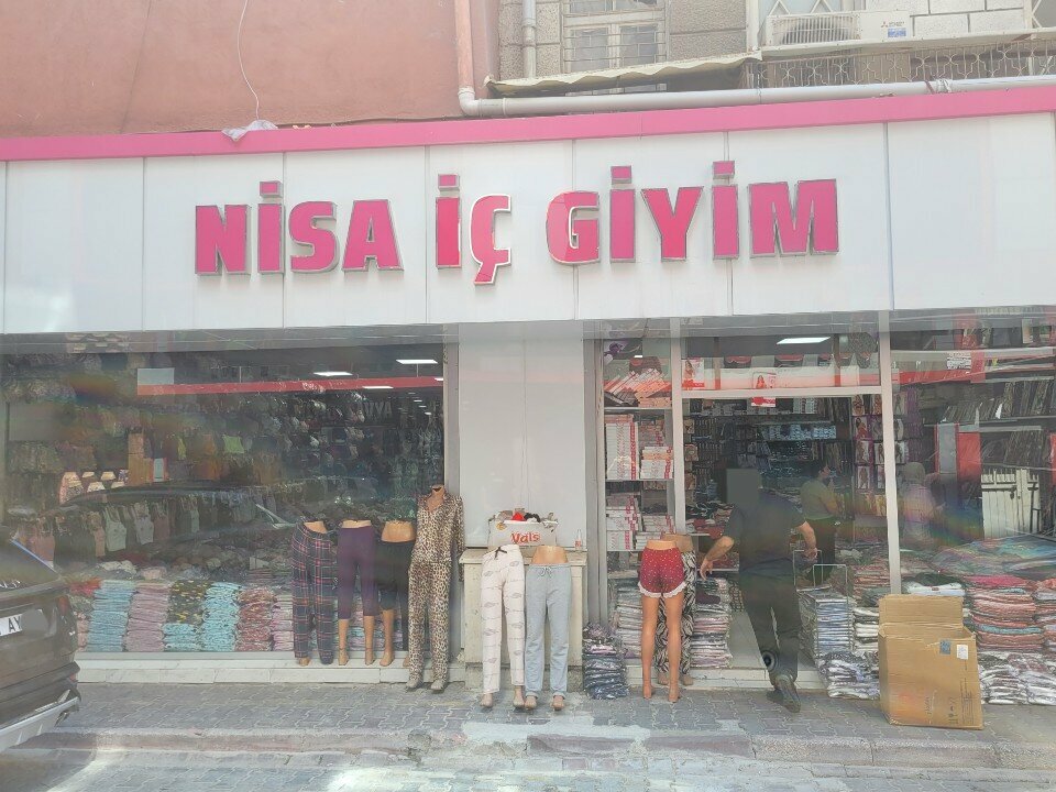 Giyim mağazası Nisa iç giyim, Adana, foto