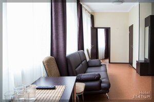 Stantsiya (Zheleznodorozhnaya Street No:6, Bolshevo Microdistrict), otel  Koroliov'dan