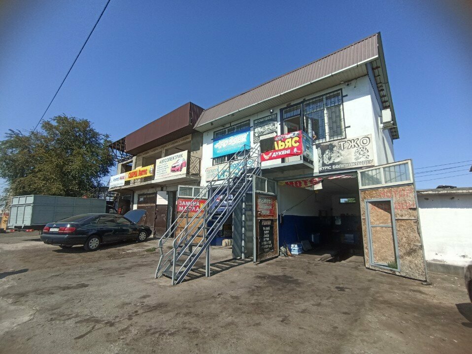 Otomobil servisi Car service, Taraz, foto