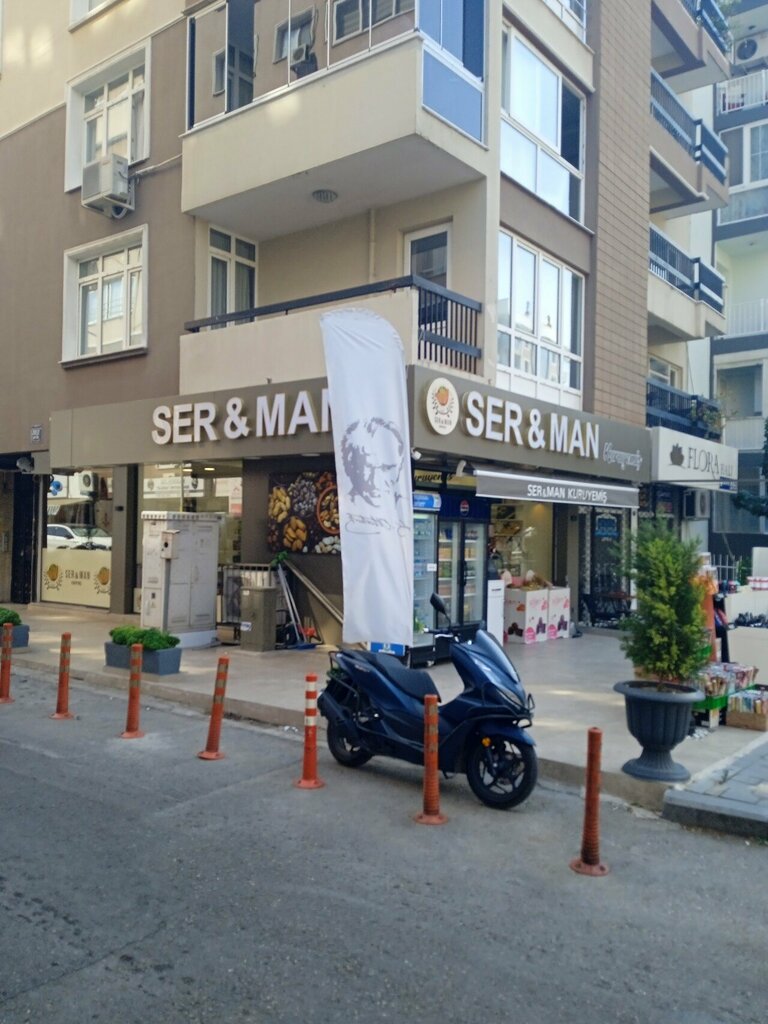 Kuruyemiş, atıştırmalık, kuru meyve Ser&Man Kuruyemiş, İzmir, foto