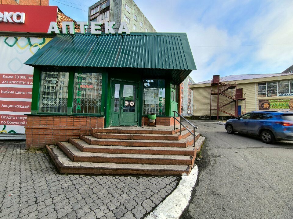 Eczaneler Юнирон, Norilsk, foto