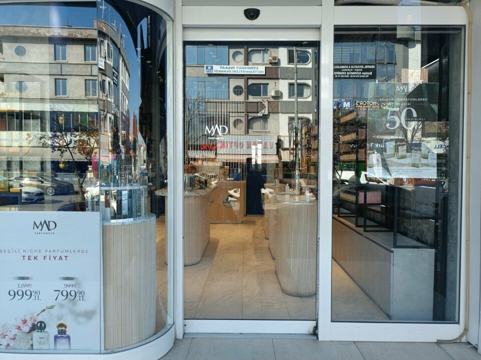 Kozmetik ve parfümeri mağazaları Mad Parfümeri, Ankara, foto
