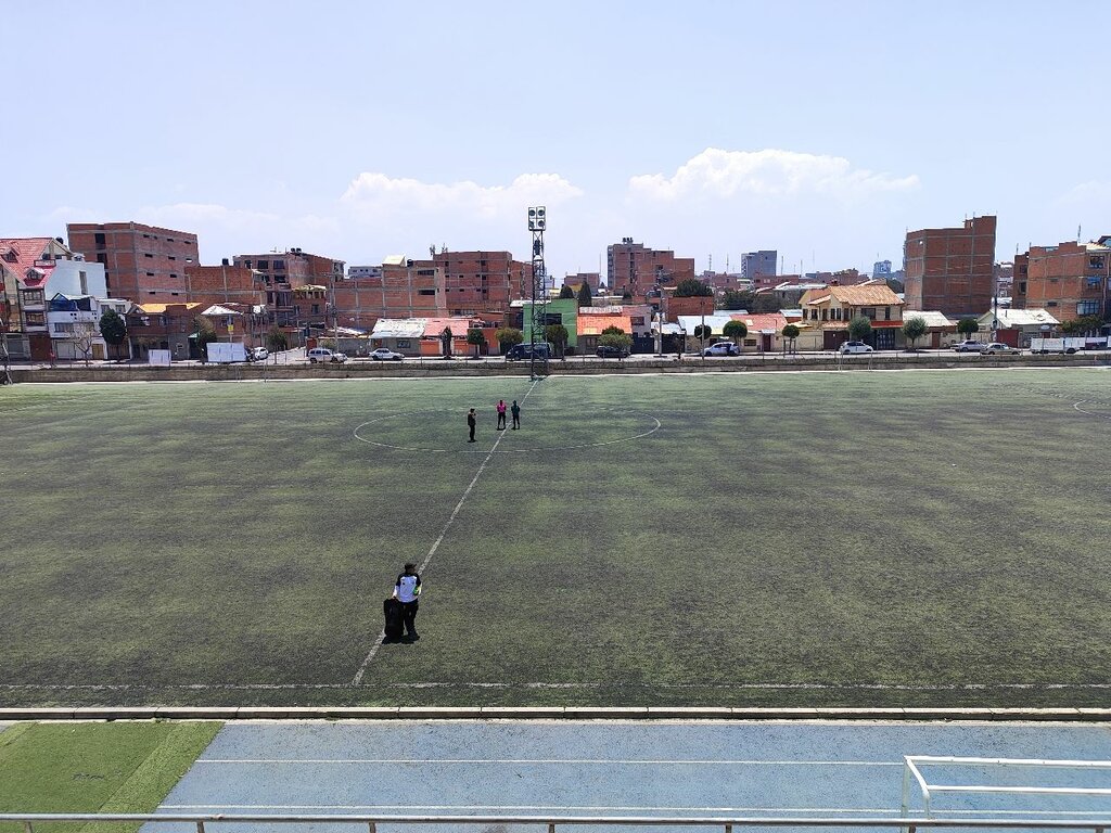 Spor kulüpleri Satelite Sports Complex, El Alto, foto