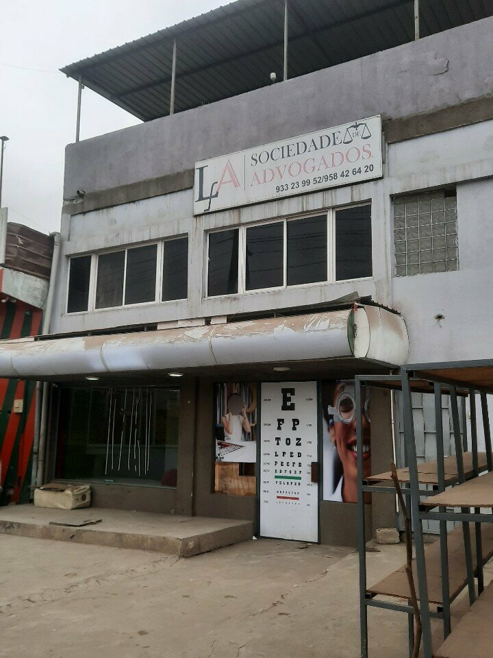 Avukatlar La Sociedade dos Advogados, Loanda, foto