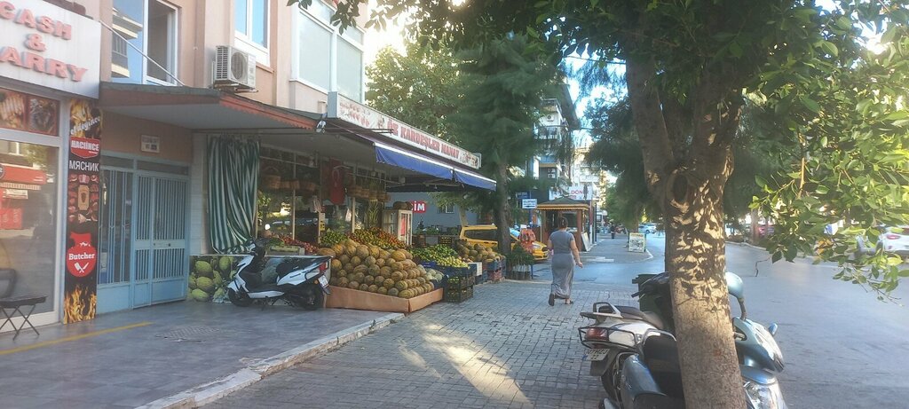 Manavlar Öz Kardeşler Manavı, Alanya, foto
