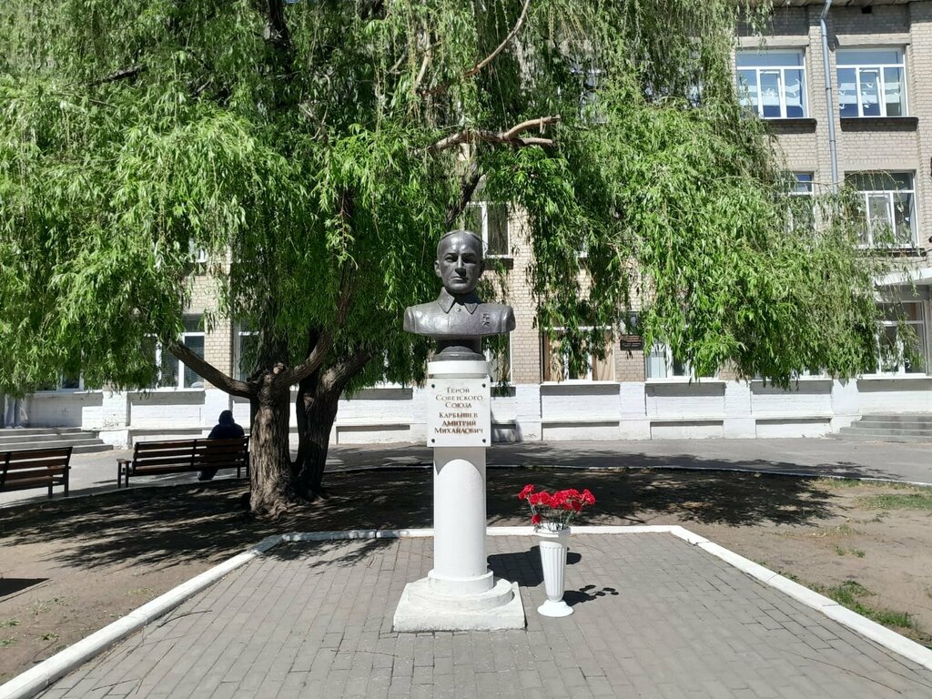 Anıt, heykel Бюст Д.М. Карбышева, Voronej, foto