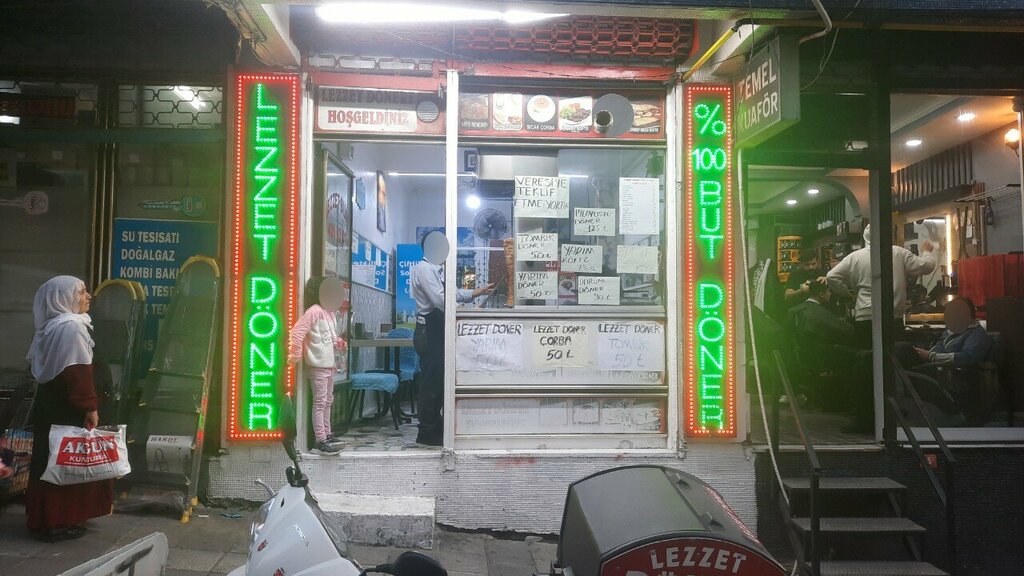 Fast food Lezzet Büfe, İstanbul, foto