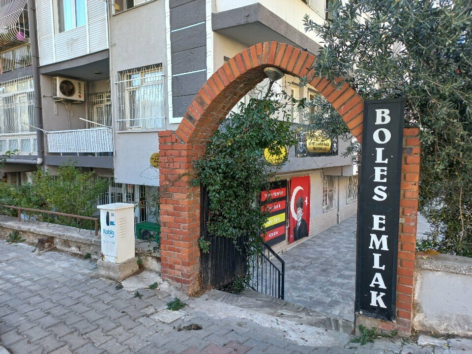 Emlak ofisi Boles Emlak, İzmir, foto