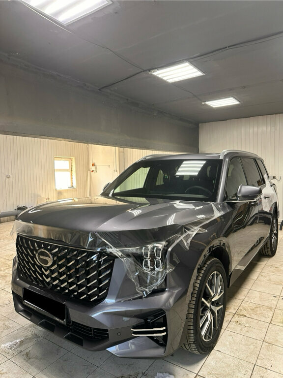 Araç camlarının renklendirilmesi Esthetic AutoStudio, Volgograd, foto