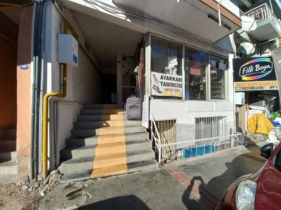 Ayakkabı tamiri Ayakkabı Tamircisi Oktay Usta, İzmir, foto