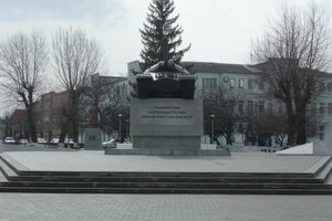 Тяжёлый танк ИС-3 (Voronezh Region, Rossosh, Fevralskaya ulitsa), teknoloji anıtı  Rossoş'tan