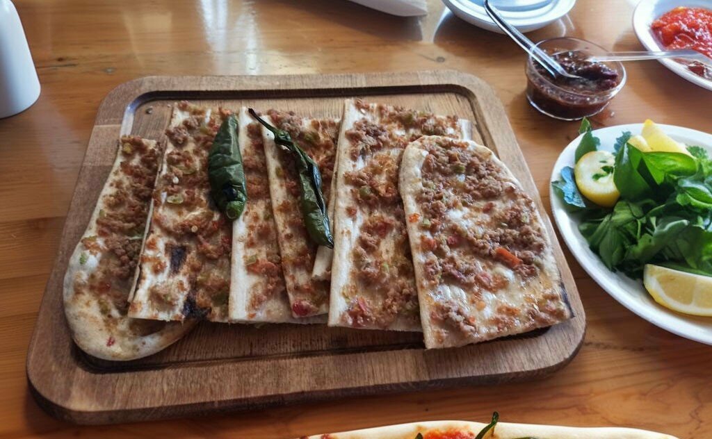 Restoran Kocaoğlu Etliekmek, Karaman, foto