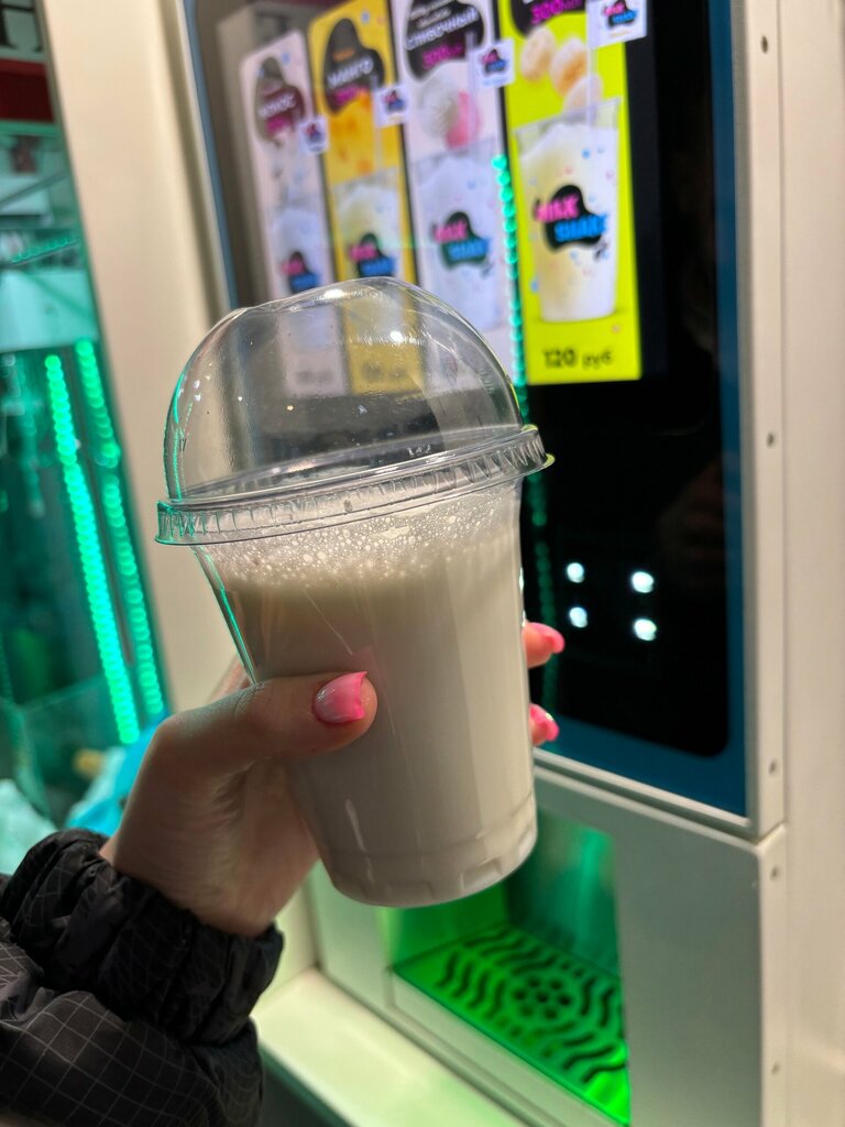 Kahve otomatı Milkshaker, Rybinsk, foto