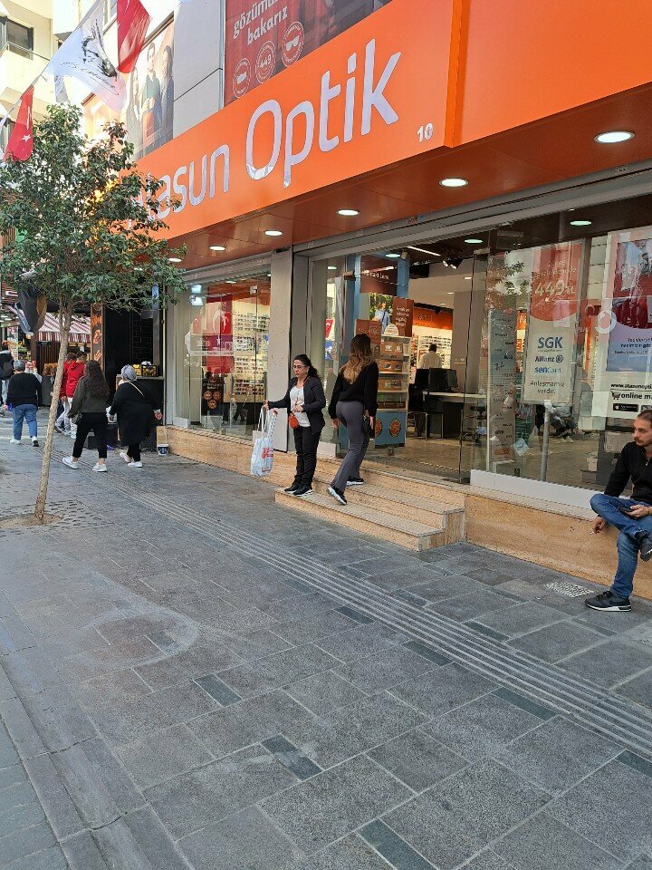 Optik Atasun Optik, İzmir, foto