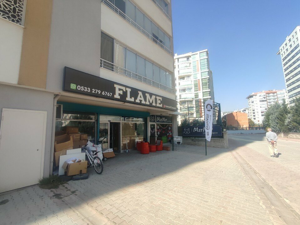Giyim mağazası Flame, Konya, foto