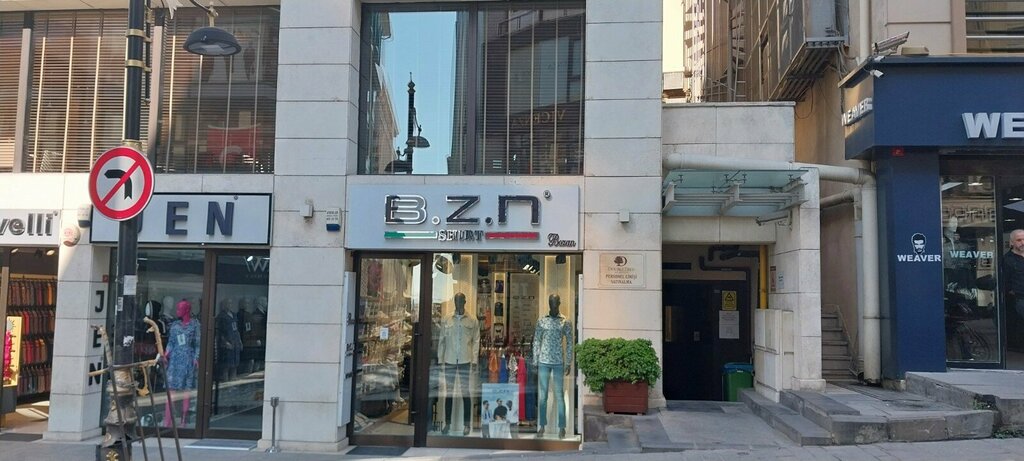 Giyim mağazası B. Z. N shirt, İstanbul, foto