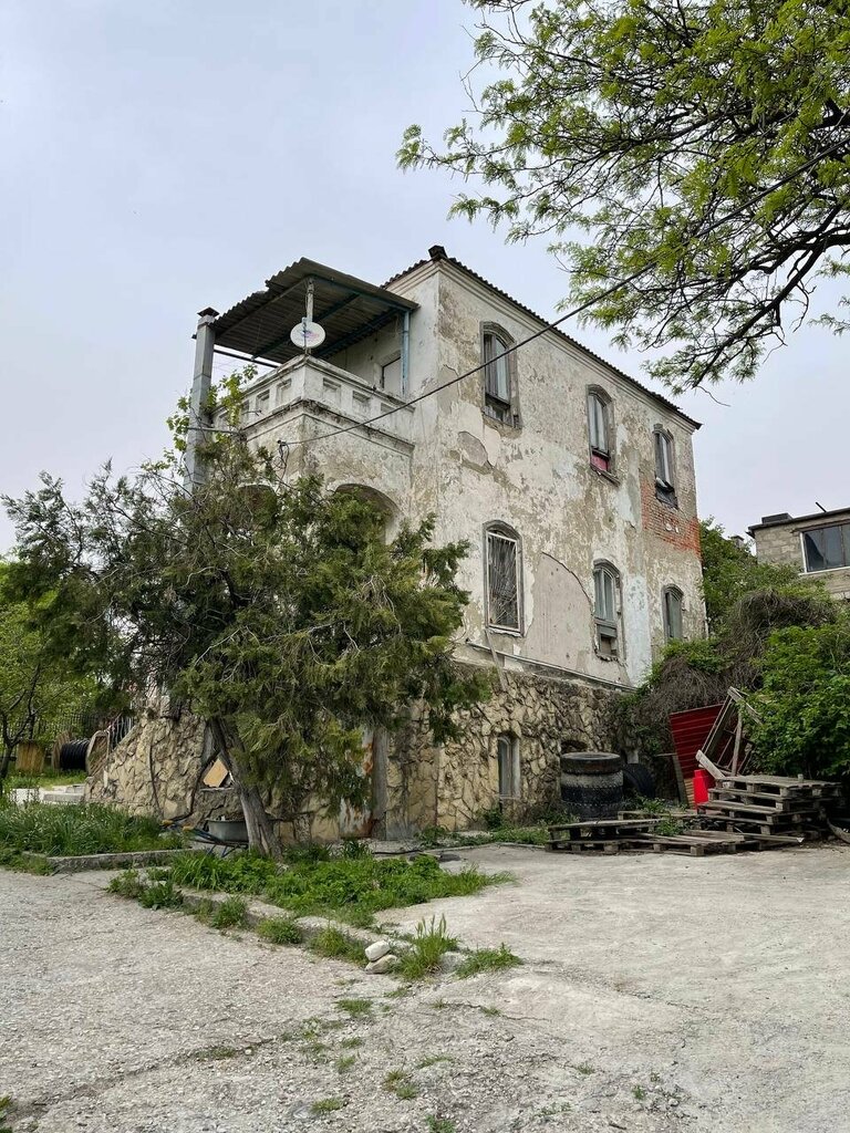 Turistik yerler Летняя дача Ермоловых в мавританском стиле, Novorossiysk, foto