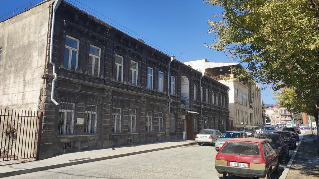 Müzik okulları ve konservatuarlar Erazhshtakan Dproc, Gümrü, foto