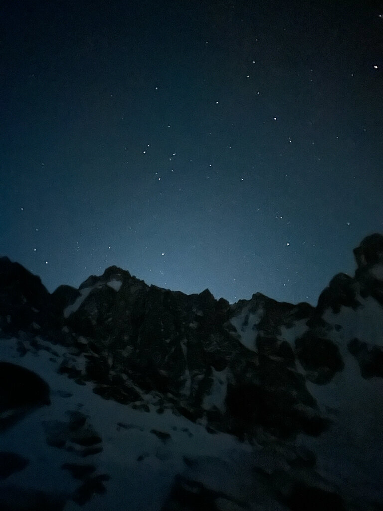 Dağ zirvesi Пик Семёнова-Тянь-Шанского 4895 метров, Çuy ili, foto